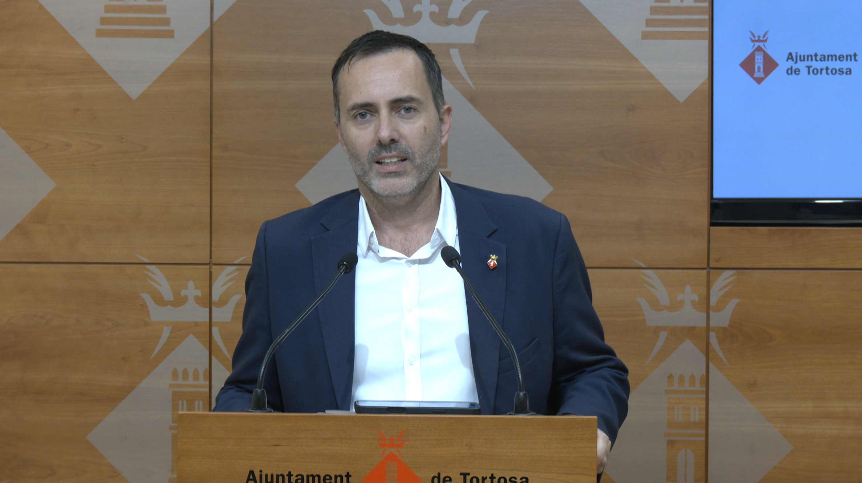 L’alcalde de Tortosa demana a Roigé que faci un ‘exercici de memòria ...